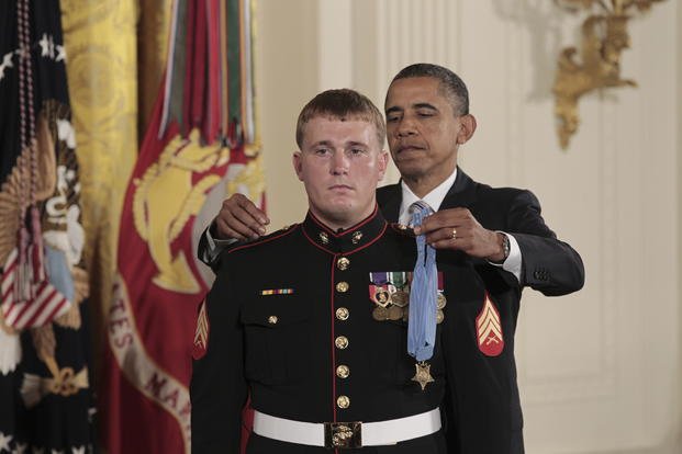 Medal of Honor Recipient Dakota Meyer Reenlists in Marine Corps ...